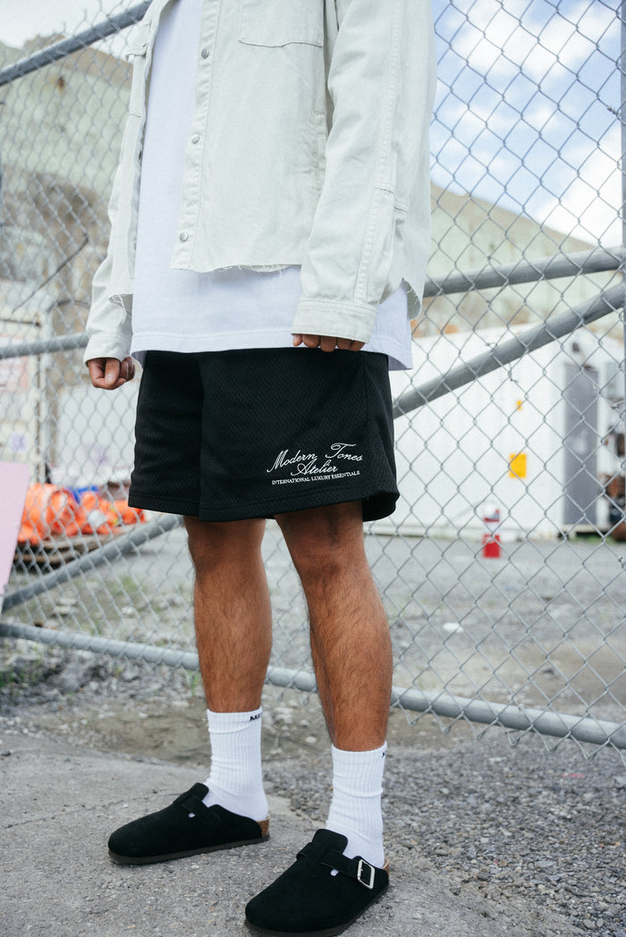 SHORTS – Modern Tones